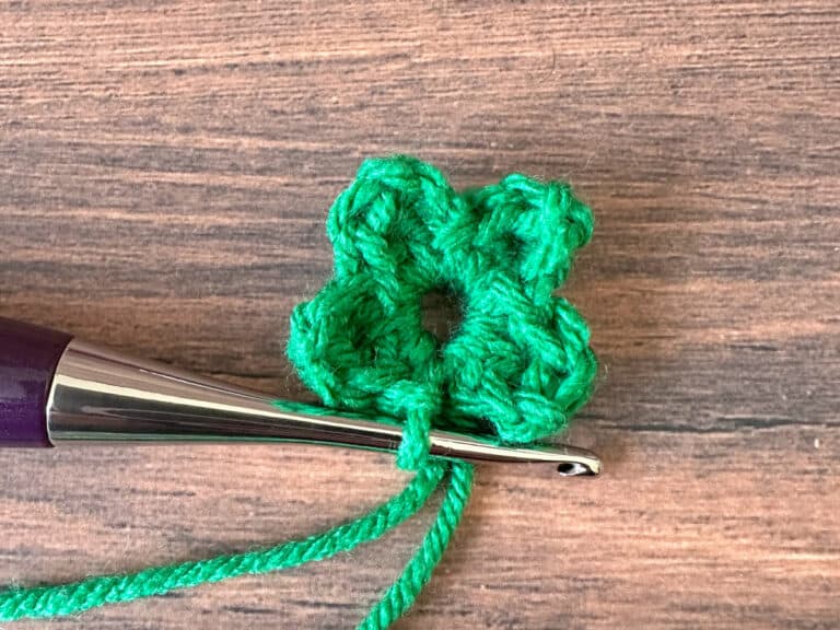 How to Crochet Four Leaf Clover Free Pattern + Video - ChristaCoDesign
