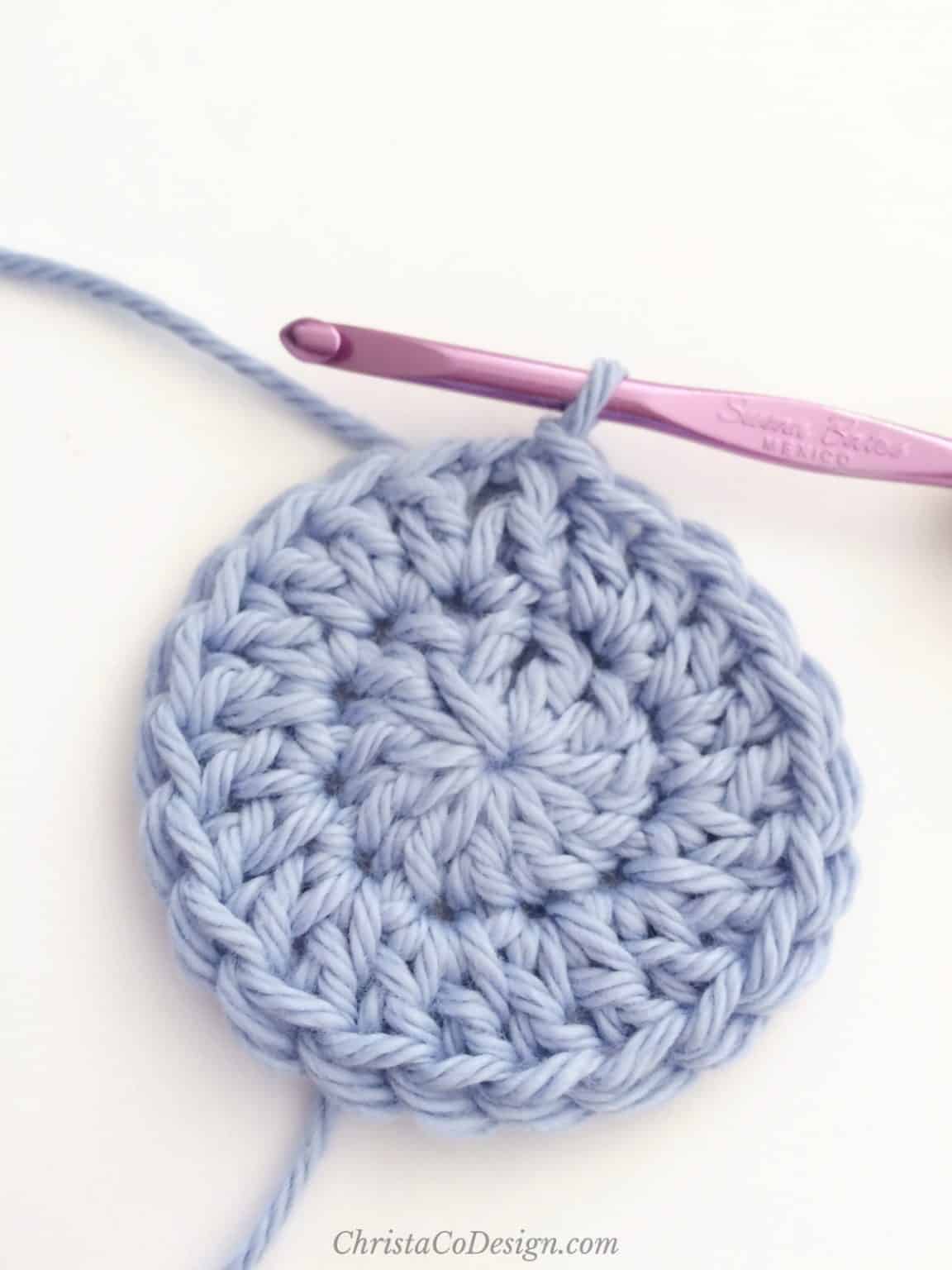 How to Crochet a Magic Circle Crochet Tutorial + Video - ChristaCoDesign