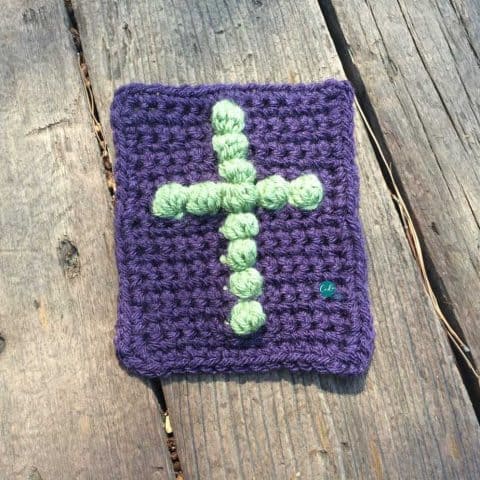 How to Crochet a Cross in Bobbles Pocket Prayer Cloth - ChristaCoDesign