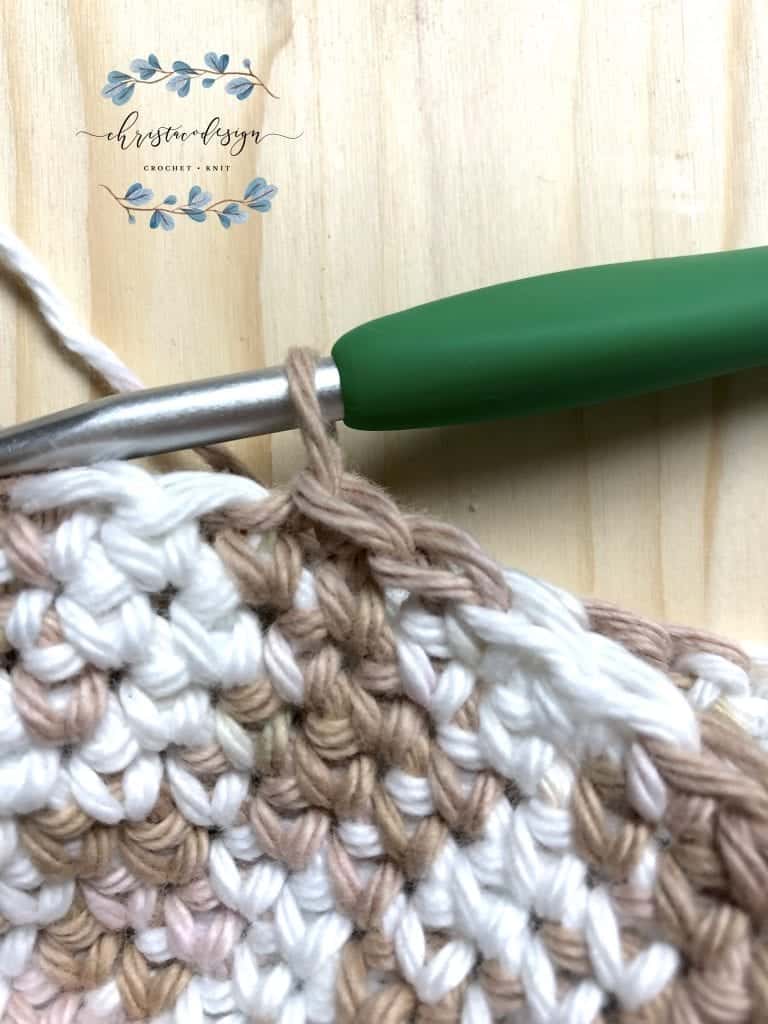 Free Crochet Book Bag Pattern | Library Tote Book Bag - ChristaCoDesign
