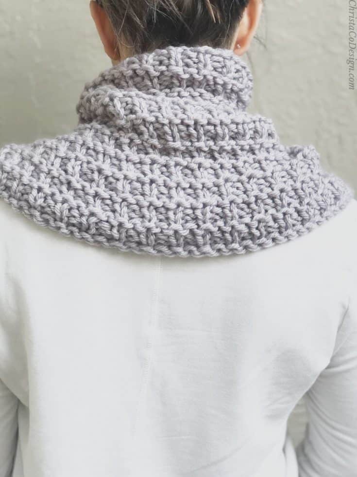 Alba Scarflette Knitting Pattern - ChristaCoDesign