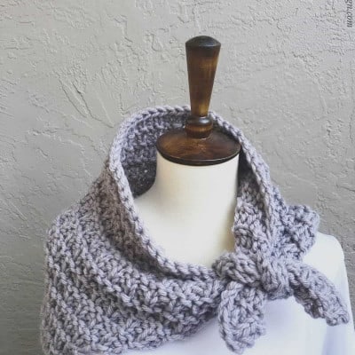 Alba Scarflette Knitting Pattern - ChristaCoDesign