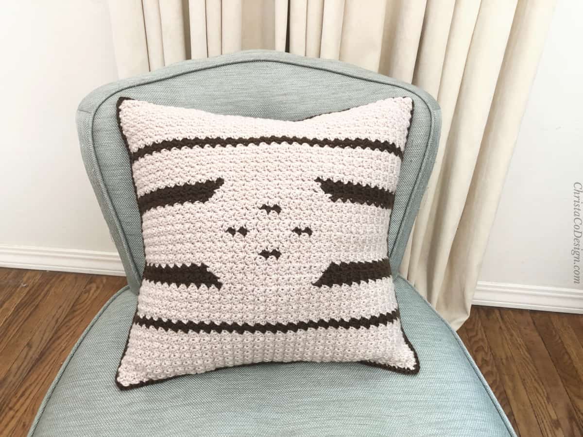 Modern Crochet Pillow Pattern | Trentino Reversible Pillow ...