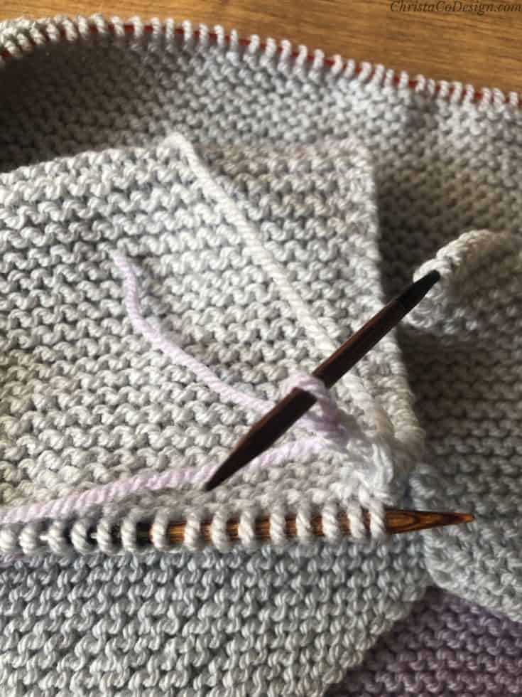 How to Change Colors in Knitting with Slip 1 at Beginning of Row ...