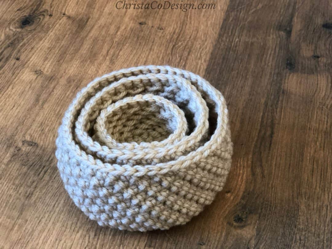 Free Big Twist Yarn Crochet Patterns (Easy!) - ChristaCoDesign