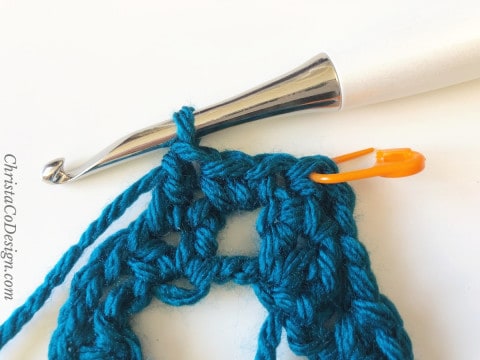 Letta Crochet Infinity Cowl Pattern With Pictures - ChristaCoDesign