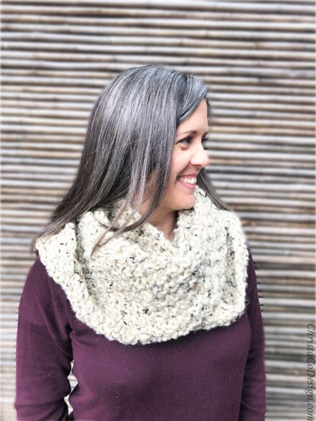 Simple Snood Free Knitting Pattern - ChristaCoDesign