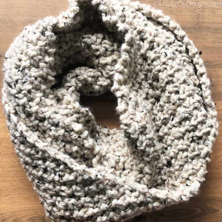 Simple Snood Free Knitting Pattern - ChristaCoDesign