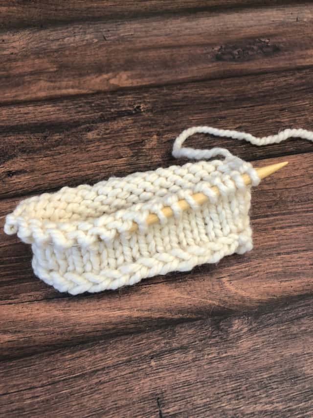 How to Knit the Stockinette Stitch for Beginners - ChristaCoDesign