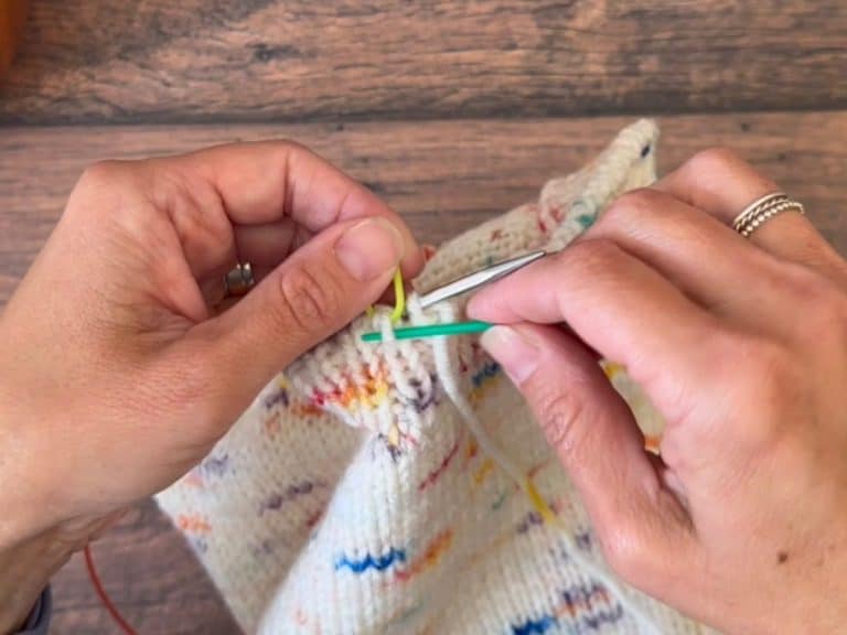 How To Tubular Bind Off For 1 x 1 Ribbing Tutorial - ChristaCoDesign