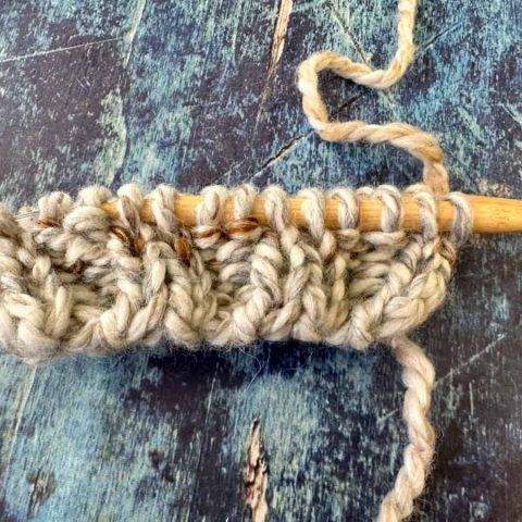 How To Alternating Cable Cast On For 2 x 2 Rib - ChristaCoDesign