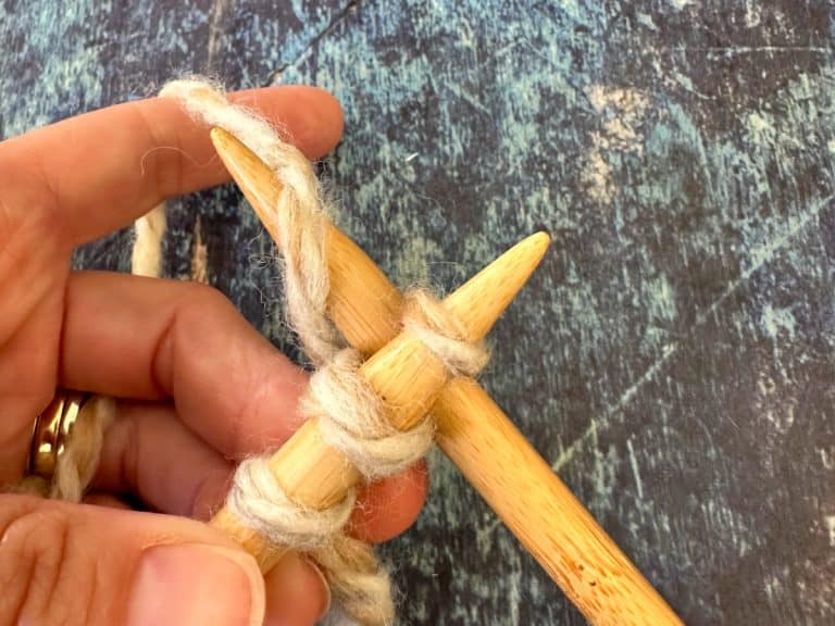 How To Knit The Alternating Cable Cast On Tutorial - ChristaCoDesign