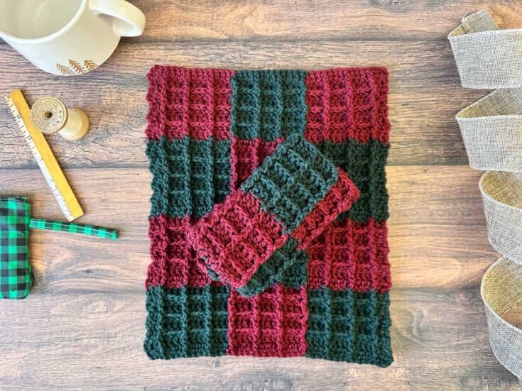 Plaid Waffle Stitch Dishcloth Crochet Pattern - ChristaCoDesign