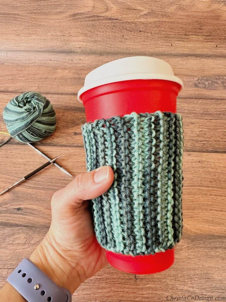 How To Knit A Simple Coffee Cup Cozy Knitting Pattern - ChristaCoDesign