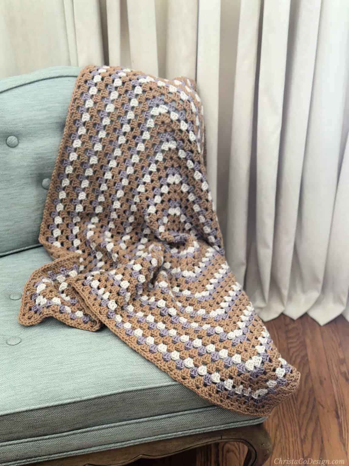 Granny Rectangle Blanket Easy Pattern And Tutorial - ChristaCoDesign